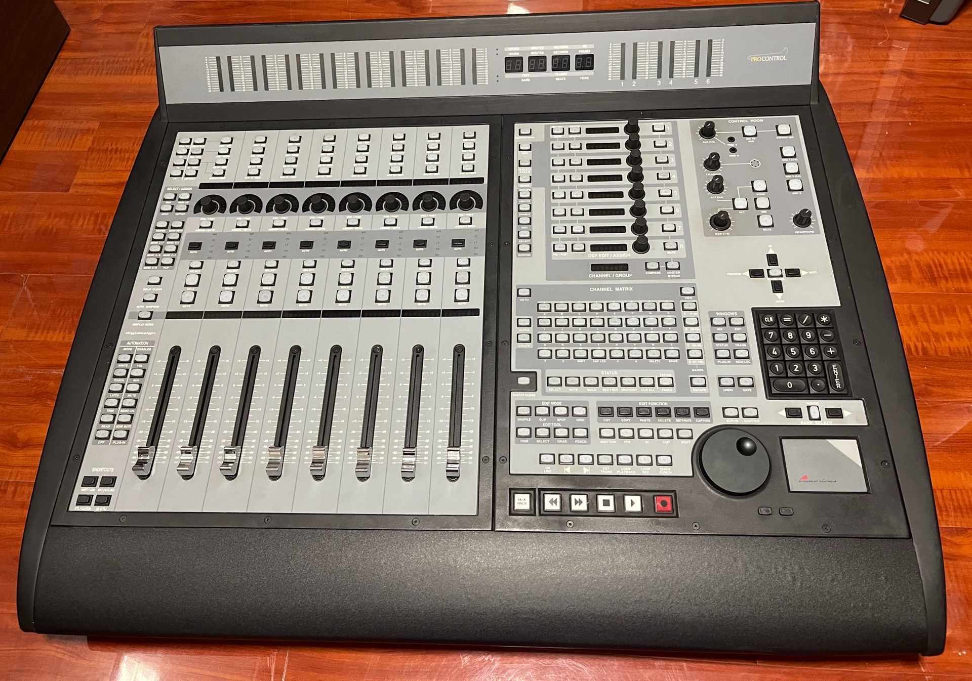 Equator Q8 有源号角同轴监听音箱 LUCID 88192 JOEMEEK SixQ通道条 - 二手交易 音频应用