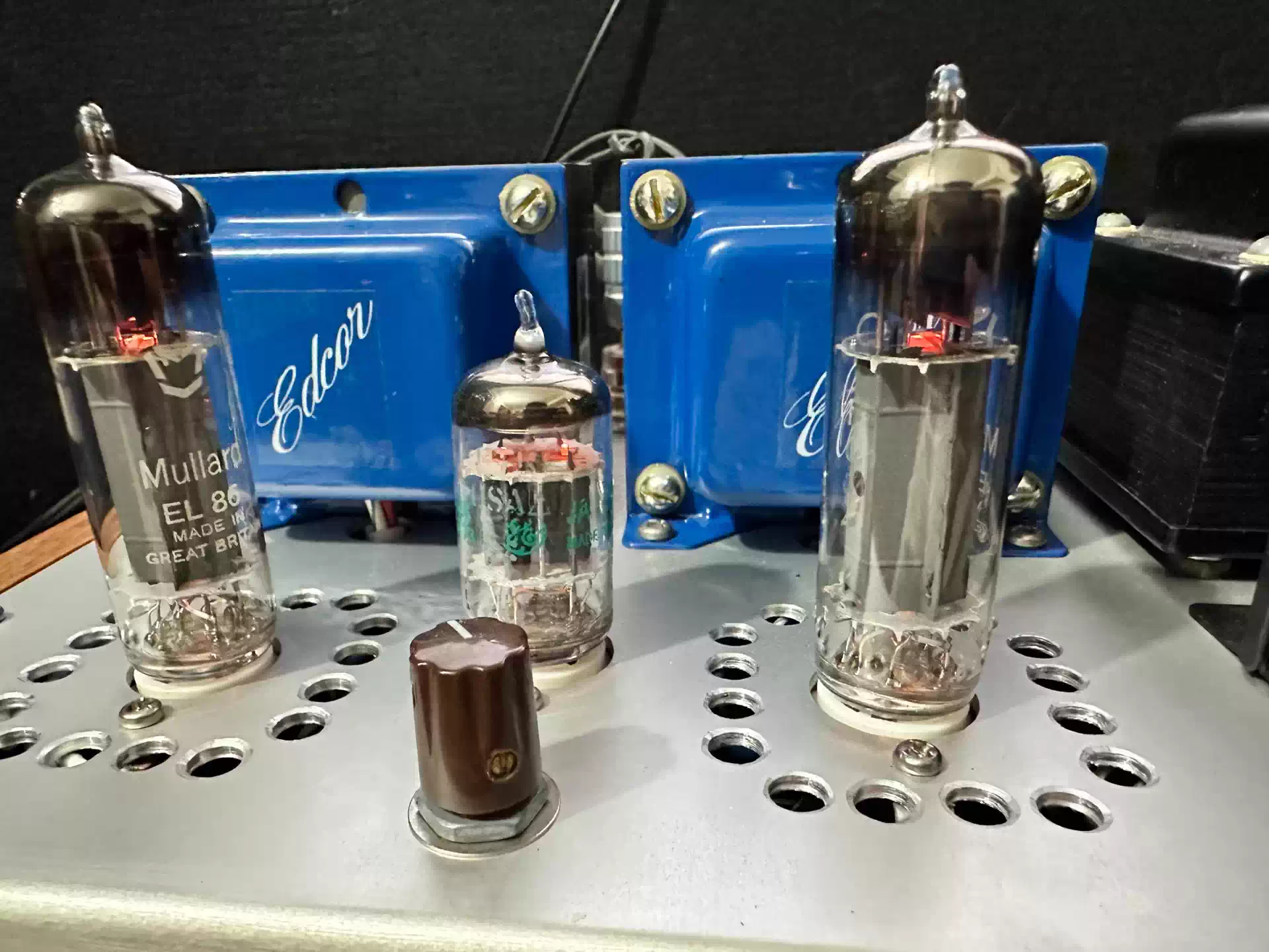 HIFIDIY论坛-日本手工搭棚发烧用料EL84小胆机 Edcor 输出牛 山水电源牛 - Powered by Discuz!