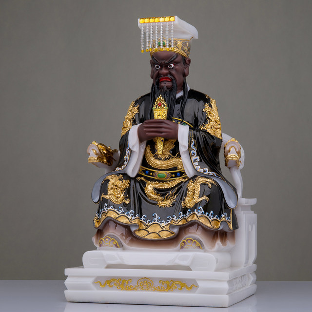 The statue of the king of the king is worshiped by the 16 -inch king of ...