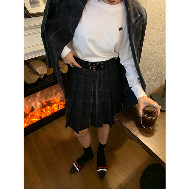 Luo Luosuke's bottom shirt women autumn and winter 2024 new white T ...