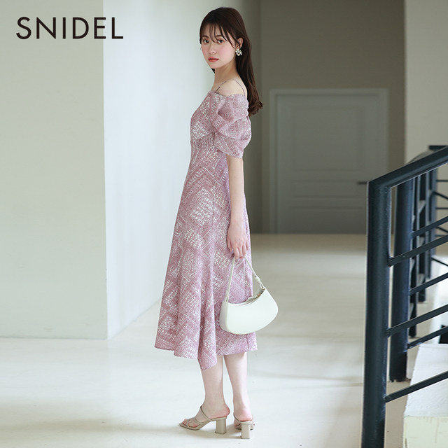 SNIDEL spring and summer style waist-hugging slim print puff sleeve one-shoulder dress SWFO232046