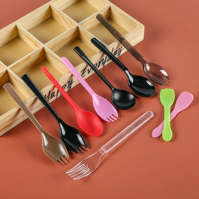 Disposable spoon plastic separately packaged soup spoon KFC, takeaway ...