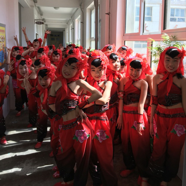 Taoli Cup Performance Costumes Niuah Twisting Han Nationality Folk ...