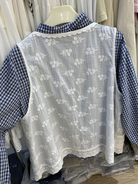 Lace lace spliced V-neck lace vest women 2025 new style sequin fresh ...