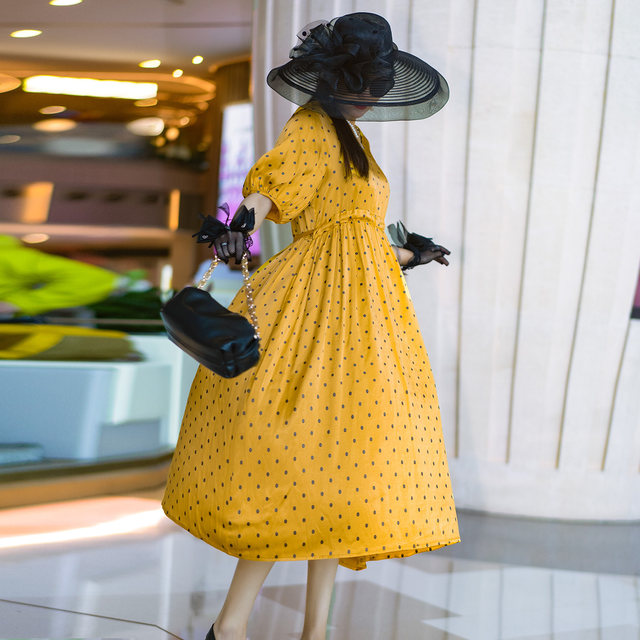 New light luxury age-reducing and western-style women's style 2025 ...