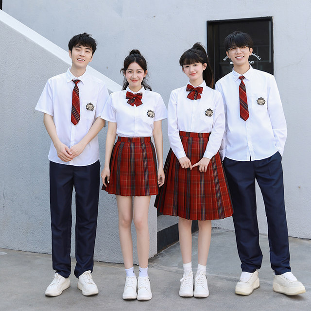 High school students' class uniforms, college style adult poetry ...