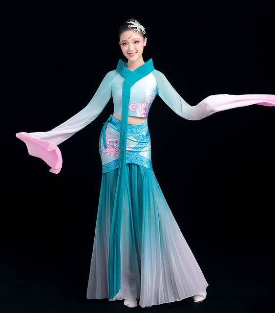 Classical water sleeve performance costume original version of picking ...