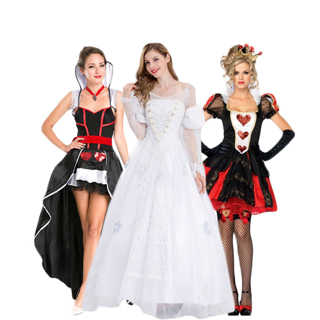 Alice sleepwalking Wonderland Queen Bai Queen Bai Queen Performance ...