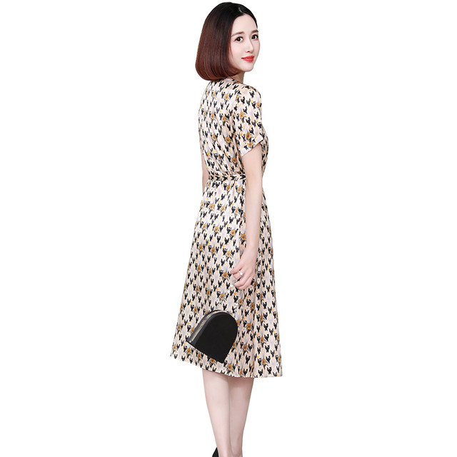 High-end Hangzhou silk dress for middle-aged and elderly mothers, retro ...