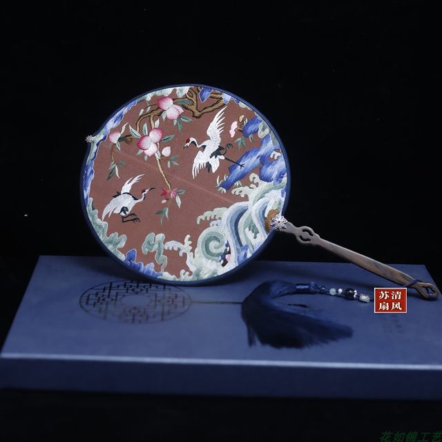 Suzhou handmade Suzhou embroidery double-sided embroidery fan, ancient ...