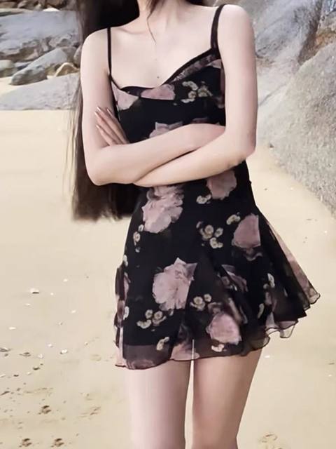 Midsummer Rose ~ 24 years of summer new black lace floral pure desire hot girl sexy suspenders ...