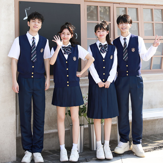 Graduation class uniforms, college style suits, high school and junior ...