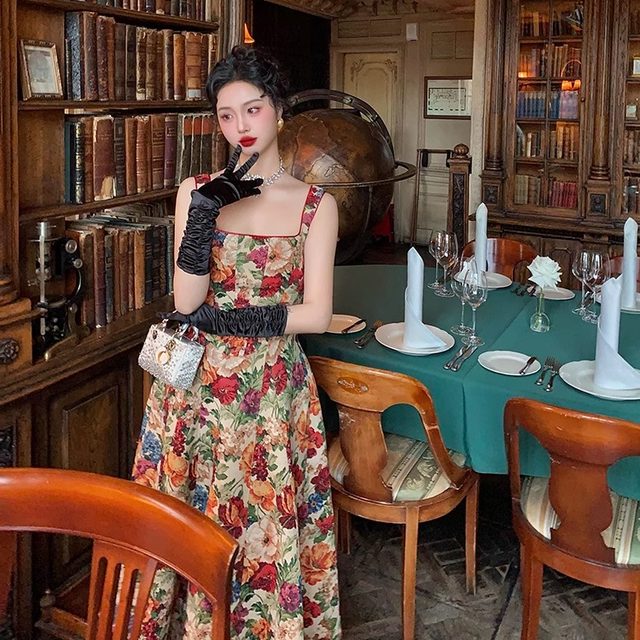 Lugin homemade Retro and Termid Cypical Orange Court Court Wind ...