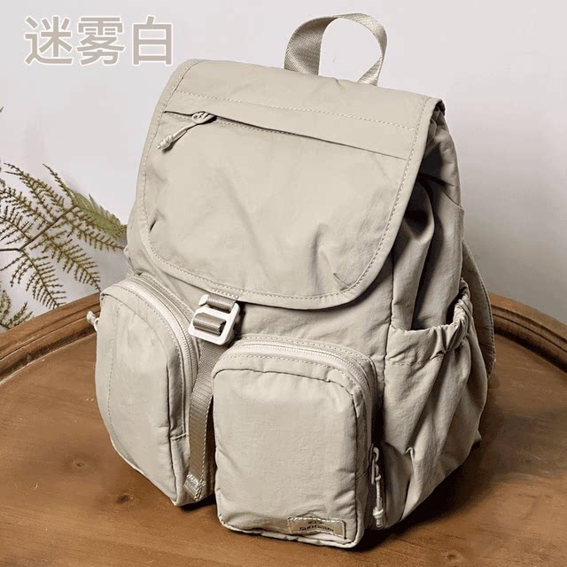 Only 0.3kg super lightweight ~ Japanese counter genuine backpack men ...