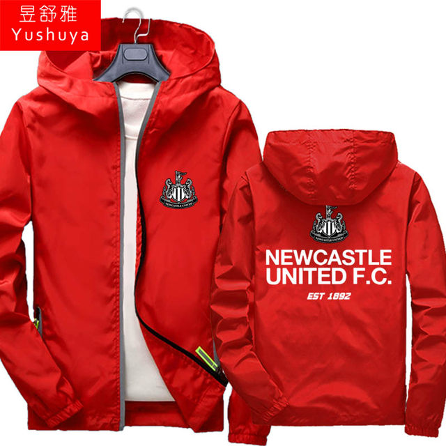 Newcastle United football fan uniform Joël Linton cheering uniform ...