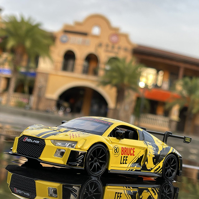 1:32 Audi R8 car model LMS supercar Bruce Lee co-branded trendy brand ...