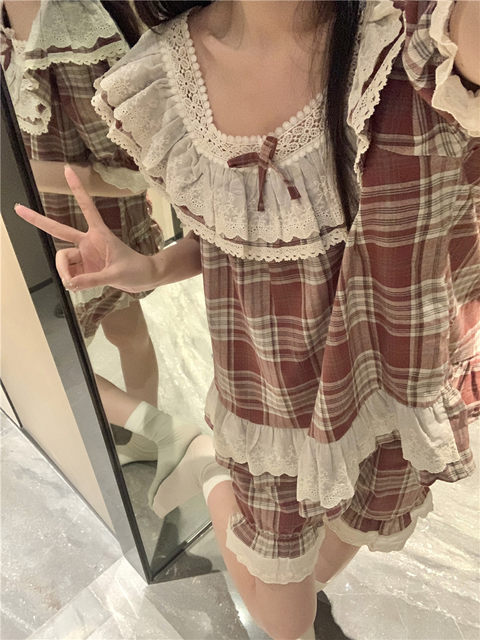Sweet checkered princess wind whole cotton short -sleeved nightdressing ...