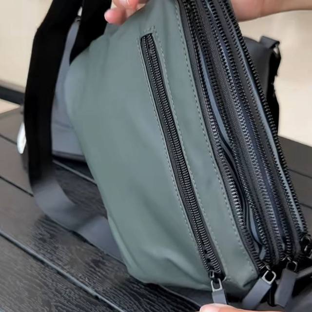 2025 soft leather film waterproof three-layer multi-zip bag for men's Korean single-shoulder ...