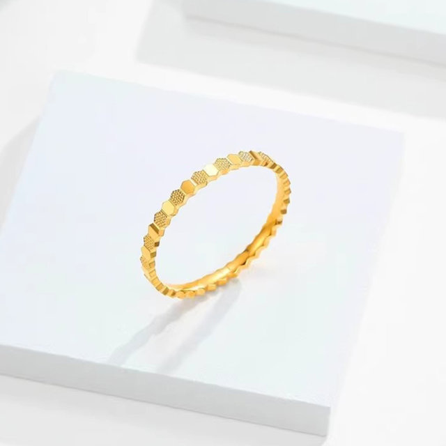 Chao AG Yue Shing Gold Ring Full Gold 5G Honeycomb Simple Circle Solid ...