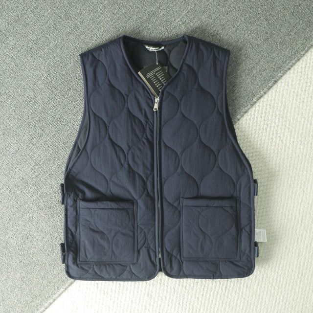 Men and women same style couples autumn and winter outdoor simple and ...