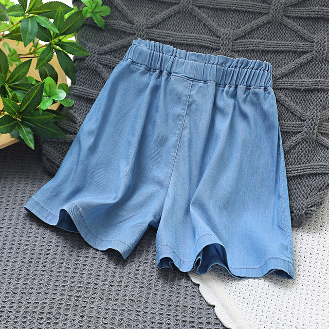 Girls denim shorts summer 2025 new style little girl four-quarter beach pants children's loose ...