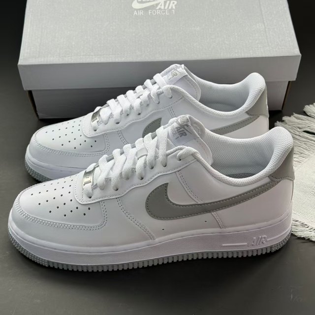 Nike/Nike Air Force 1 AF1 pure white low top casual shoe CW2288-001