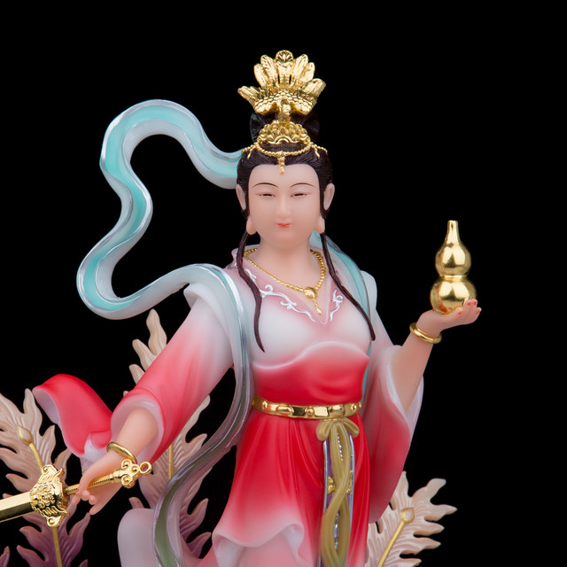The statue of the goddess of nine heavens and the goddess of nine ...