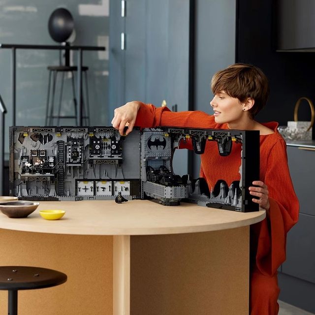 China Building Blocks Superhero Batman Batcave Shadow Box 76252 Large ...