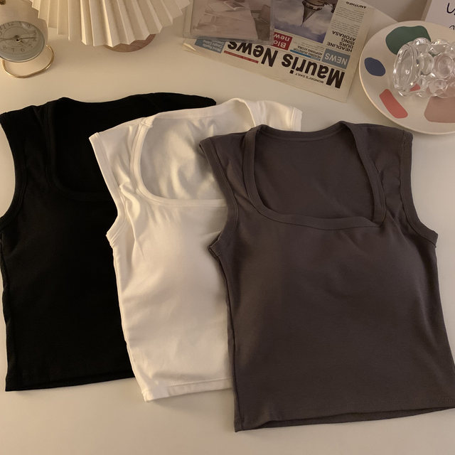 In the summer, take off the light, light -navel sleeveless bottoming ...