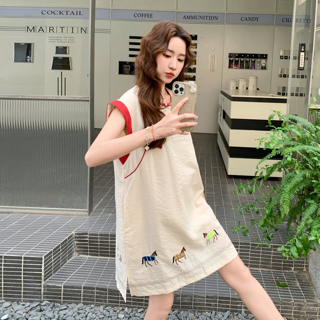Off-white light Chinese style buckle cartoon embroidered dress for ...