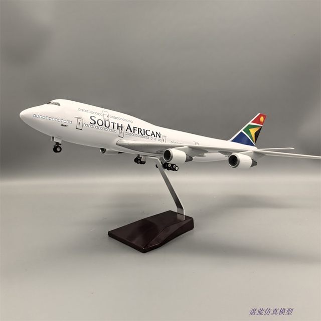 South African Airlines Simulation 747 Passenger Aircraft Model ...