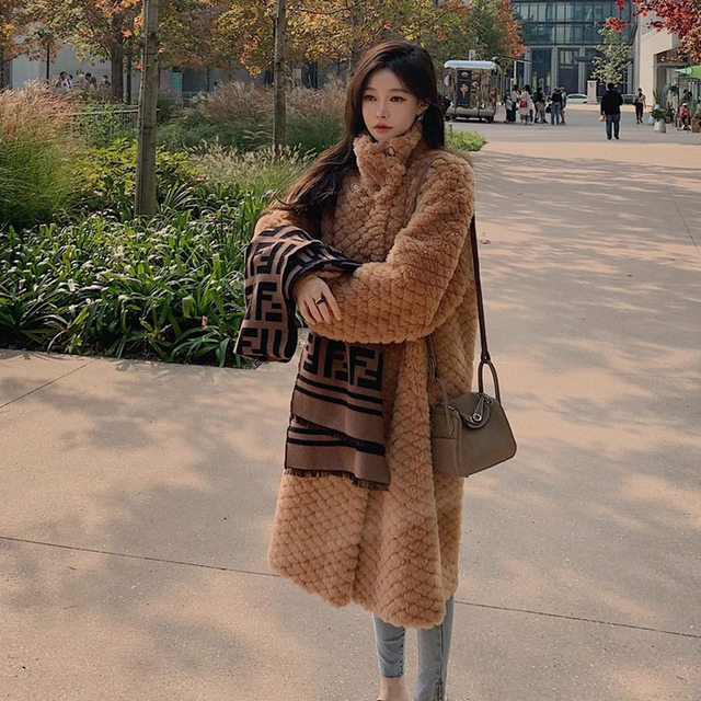 2025 new winter cloud lamb fur loose sheep sheep coat for women mid ...