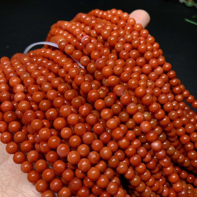 OO0442 Natural South Red Agate Buddha is full of fleshy persimmon red ...