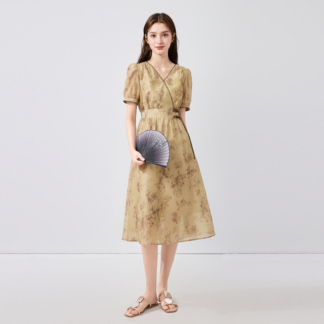 Qiushui Yiren high-end new Chinese V-neck dress for women 2025 summer ...