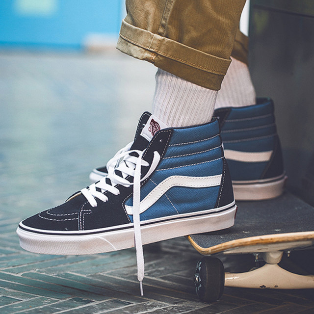 VANS Vans black and white classic winter high-top SK8-HI men's and ...
