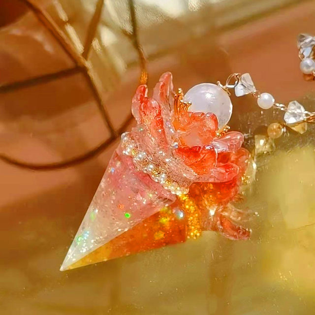 Lingbing natural white crystal resin wealth-seeking pendant set full ...