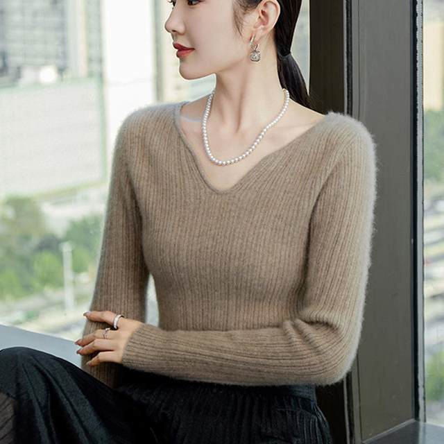 V-neck pit strip light luxury cashmere sweater for women in autumn and ...