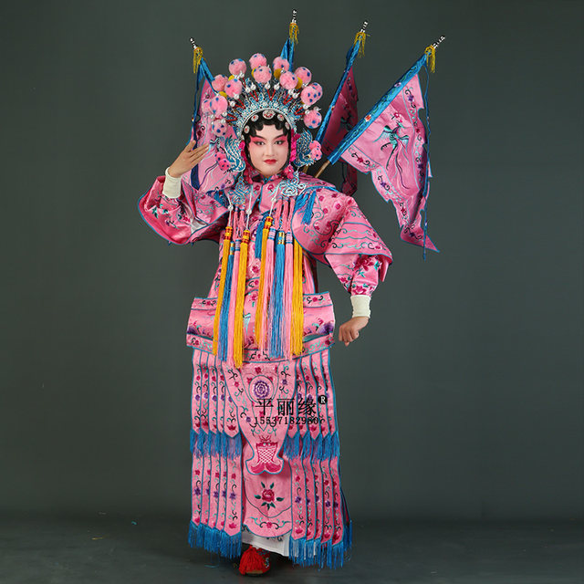Opera women wear Peking Opera costumes, Qin Opera, Henan Opera, Sichuan ...