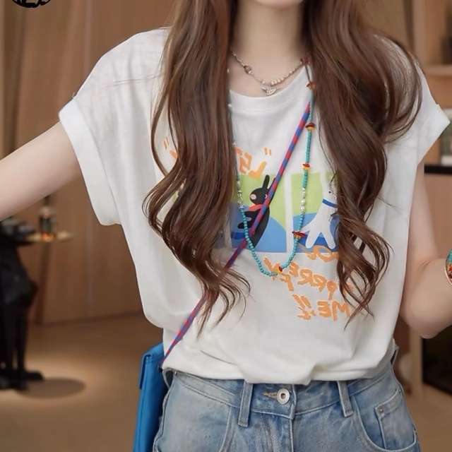 Design sense cartoon rabbit printed short-sleeved T-shirt for women ...