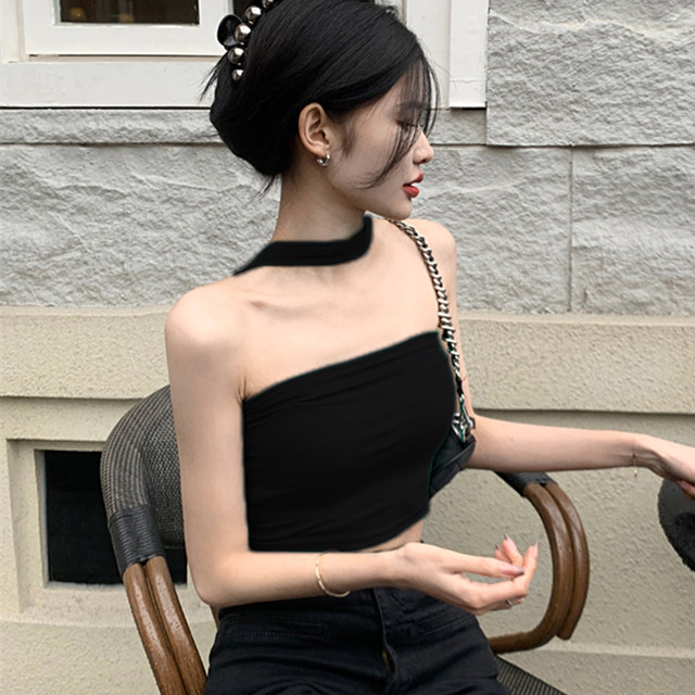 Pure style hot girl one-shoulder halter neck T-shirt tight 2025 new strapless design niche short ...