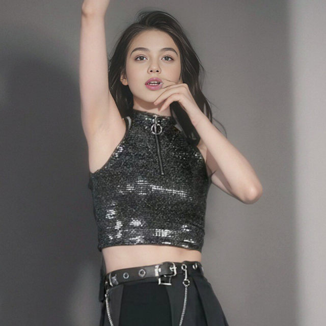 Tik Tok female anchor singer dark cool style girl group car model baby ...