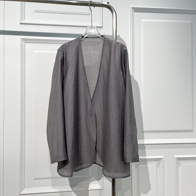 2025 spring and summer new minimalist style versatile V-neck buttonless ...