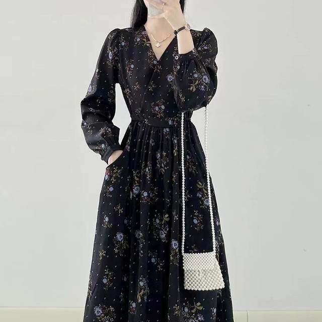 FN French Hepburn Black Cordy Cordy Character Skirt Early Autumn ...