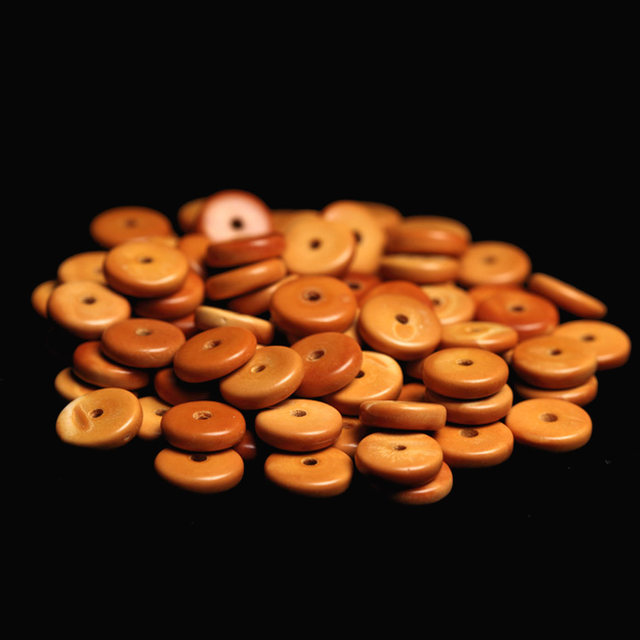 Cowhide, horn, chalcedony, ivory fruit separator, coconut shell, olive ...