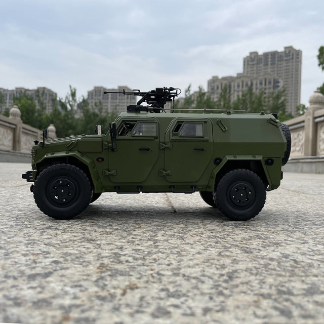 Domestic original car model CSK181 Dongfeng Warrior III generation 1:18 ...