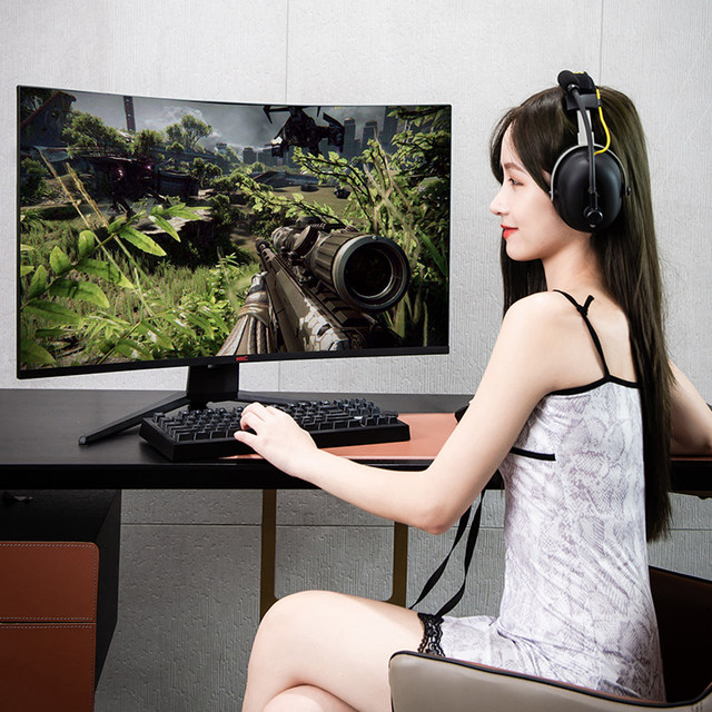 HKC 32 -inch 2K HD 144Hz e -sports display 240 computer curved 4K LCD ...