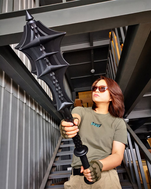 United States United Knives Night Watch Leaf Hammer Sledgehammer Mace ...