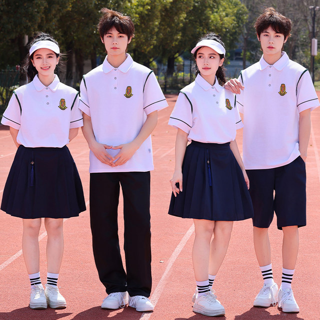 Junior high school students school uniform dance chorus performance ...