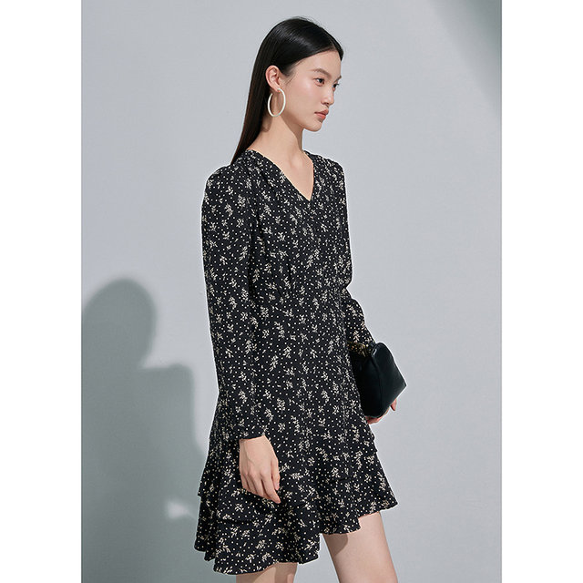 MOFAN Black Floral Lotus Leaf Tea Skirt Spring and Autumn V-neck ...