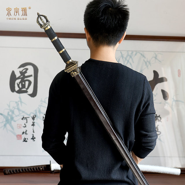 Longquan City Quan Sword Sword Kanglonglong Four Heavenly King Pagoda ...